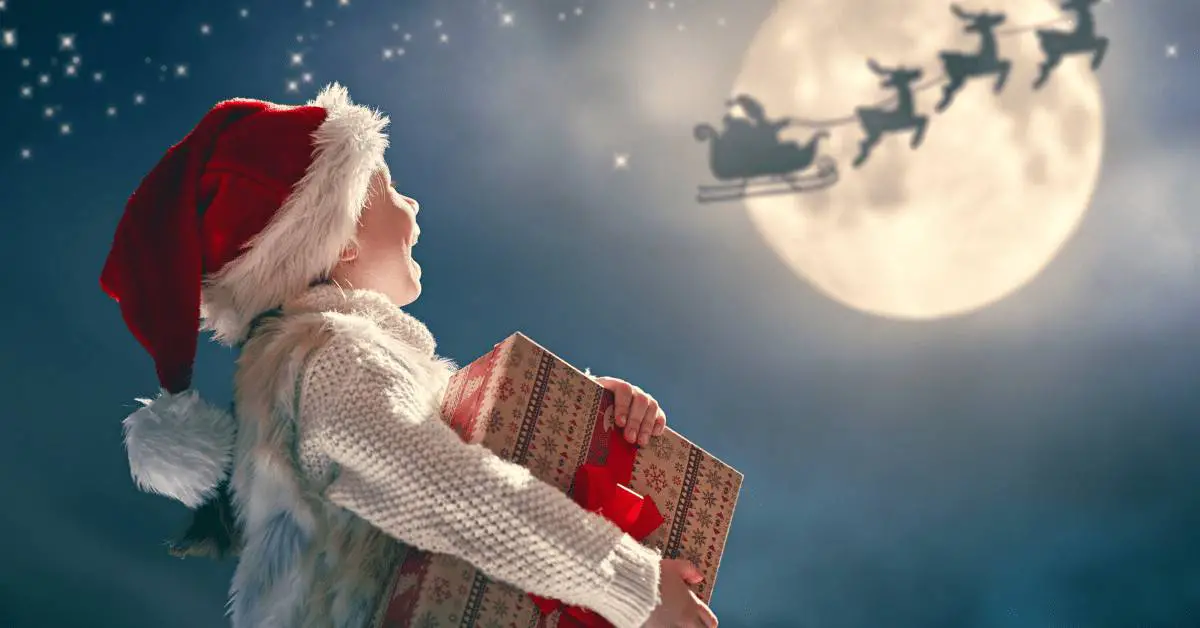 17 Exciting Ways on How to Make Santa Tracks - Open for Christmas